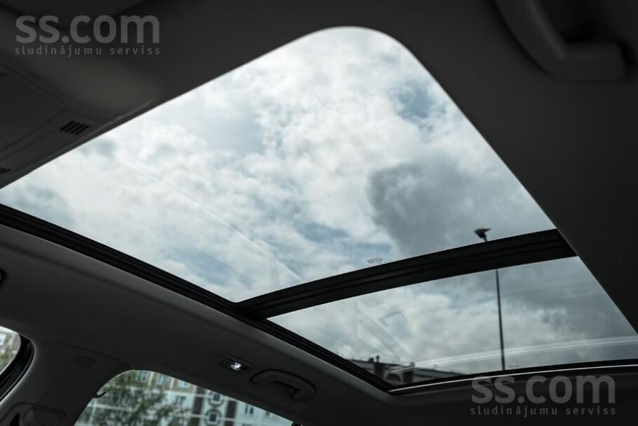 Black Skoda SuperB 2016 in Riga, with an engine capacity of 1.60 L and mileage of 203 thousand km for 11900 €, photo 16 on AUTOMOTO.COM.LV