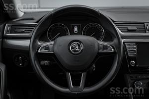 Black Skoda SuperB 2016 in Riga, with an engine capacity of 1.60 L and mileage of 203 thousand km for 11900 €, photo 20 on AUTOMOTO.COM.LV