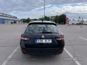 Black Skoda SuperB 2016 in Tallinn, with an engine capacity of 2.00 L and mileage of 150 thousand km for 11900 €, photo 7 on AUTOMOTO.COM.LV