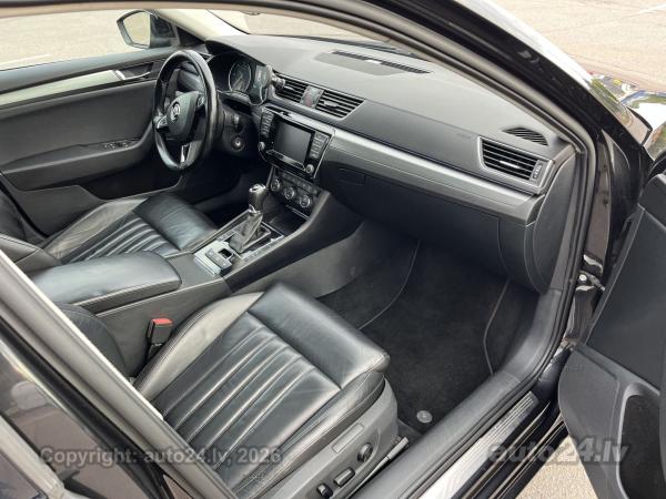 Melns Skoda SuperB 2016 Tallina, ar dzinēja tilpumu 2.00 L un nobraukumu 150 tūkst. km par 11900 €, foto 11 vietnē AUTOMOTO.COM.LV