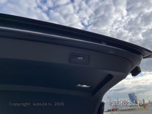 Black Skoda SuperB 2016 in Tallinn, with an engine capacity of 2.00 L and mileage of 150 thousand km for 11900 €, photo 13 on AUTOMOTO.COM.LV