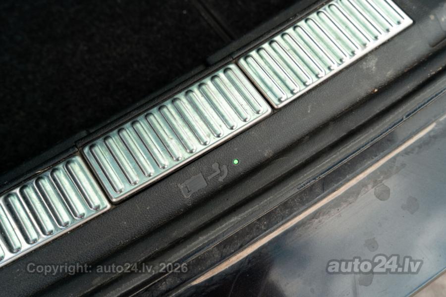 Melns Skoda SuperB 2016 Tartu, ar dzinēja tilpumu 1.80 L un nobraukumu 198 tūkst. km par 11900 €, foto 16 vietnē AUTOMOTO.COM.LV