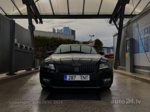 Black Skoda SuperB 2016 in Tallinn, with an engine capacity of 2.00 L and mileage of 290 thousand km for 12000 €, photo 4 on AUTOMOTO.COM.LV