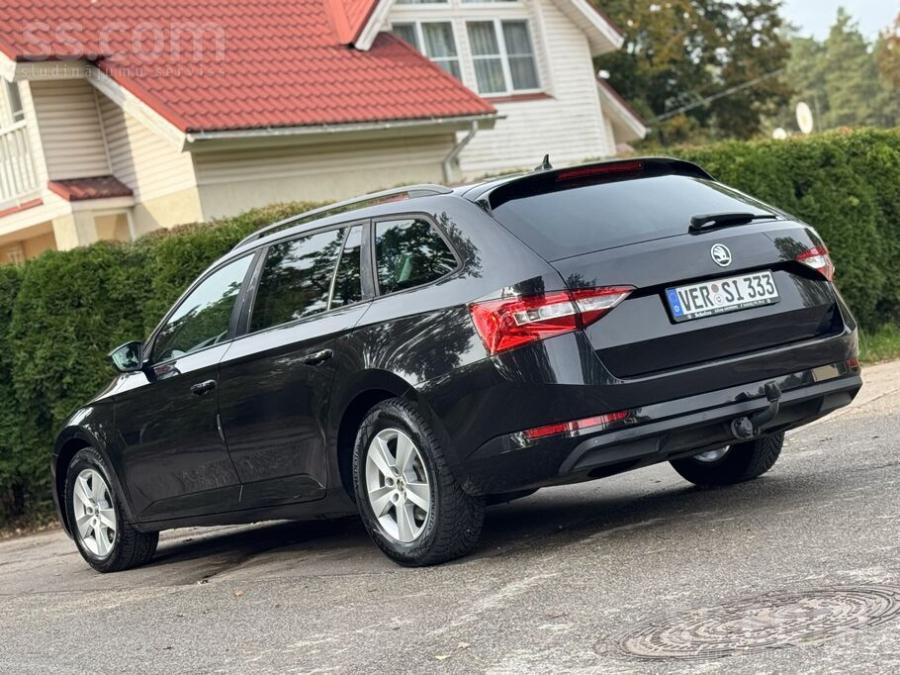 Melns Skoda SuperB 2016 Jūrmala, ar dzinēja tilpumu 1.60 L un nobraukumu 0 tūkst. km par 8290 €, foto 4 vietnē AUTOMOTO.COM.LV