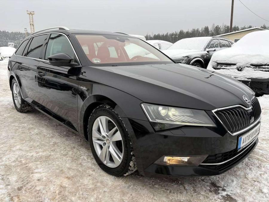Black Skoda SuperB 2017 in Vilnius, with an engine capacity of 1.97 L and mileage of 282 thousand km for 11150 €, photo 3 on AUTOMOTO.COM.LV