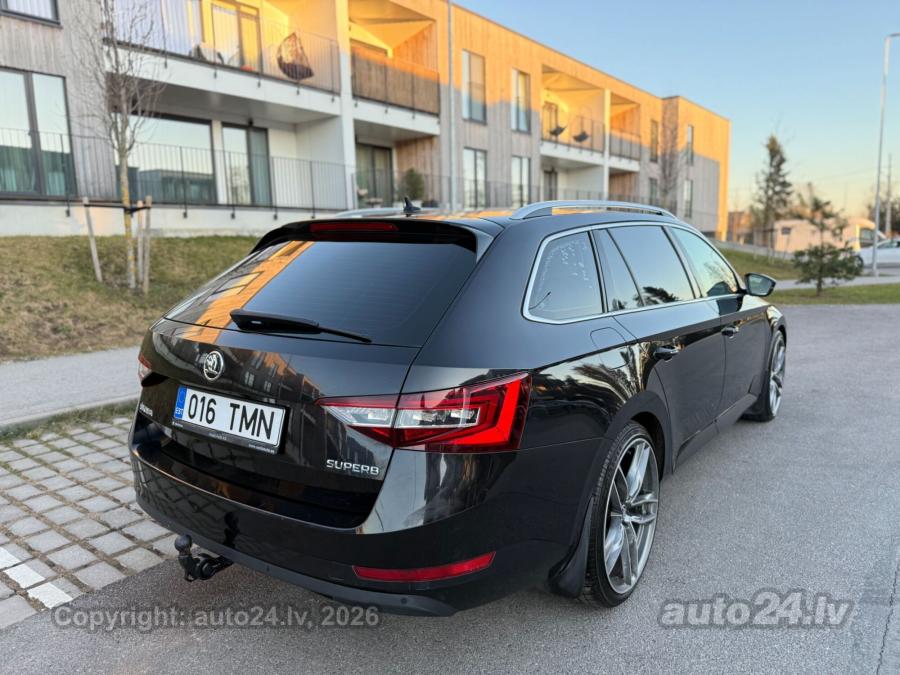Black Skoda SuperB 2017 in Tallinn, with an engine capacity of 2.00 L and mileage of 360 thousand km for 7999 €, photo 10 on AUTOMOTO.COM.LV
