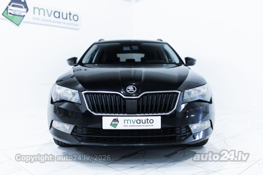 Black Skoda SuperB 2017 in Tallinn, with an engine capacity of 2.00 L and mileage of 270 thousand km for 9990 €, photo 5 on AUTOMOTO.COM.LV