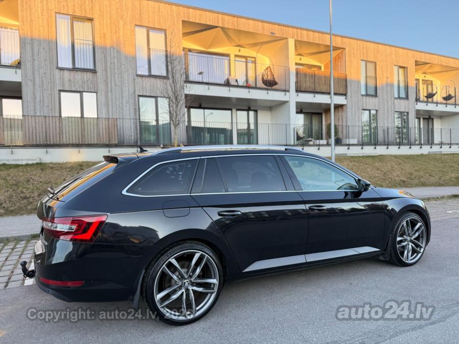 Black Skoda SuperB 2017 in Tallinn, with an engine capacity of 2.00 L and mileage of 360 thousand km for 8200 €, photo 7 on AUTOMOTO.COM.LV