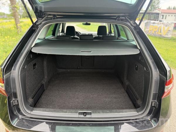 Black Skoda SuperB 2017 in Ogre, with an engine capacity of 1.60 L and mileage of 260 thousand km for 11999 €, photo 8 on AUTOMOTO.COM.LV