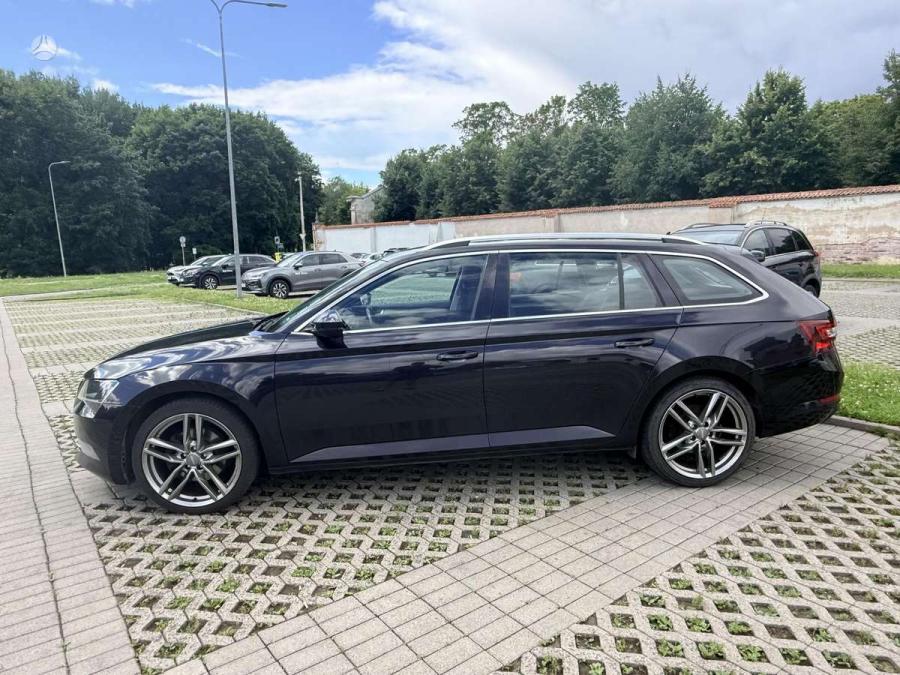 Black Skoda SuperB 2017 in Kaunas, with an engine capacity of 1.97 L and mileage of 336 thousand km for 8600 €, photo 5 on AUTOMOTO.COM.LV