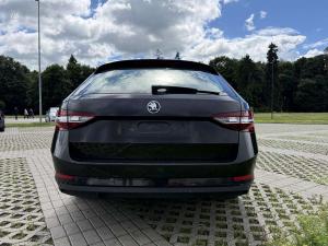 Black Skoda SuperB 2017 in Kaunas, with an engine capacity of 1.97 L and mileage of 336 thousand km for 8600 €, photo 13 on AUTOMOTO.COM.LV