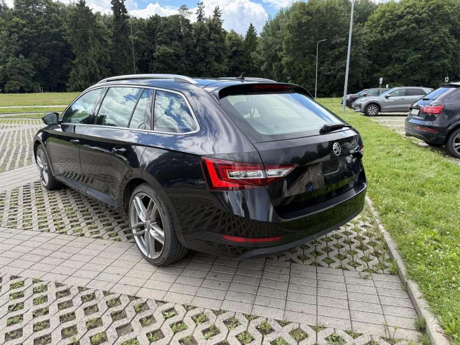 Black Skoda SuperB 2017 in Kaunas, with an engine capacity of 1.97 L and mileage of 336 thousand km for 8600 €, photo 15 on AUTOMOTO.COM.LV