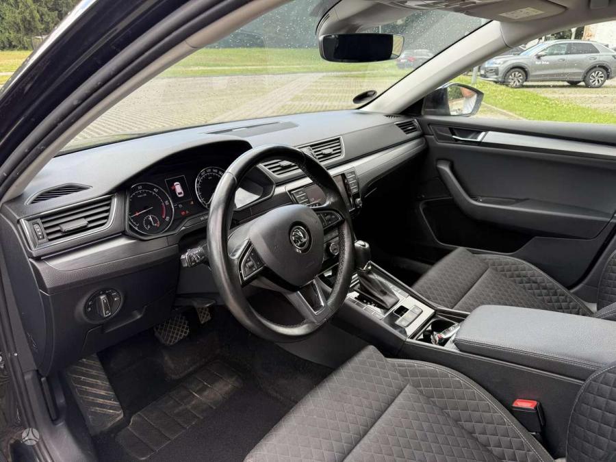 Black Skoda SuperB 2017 in Kaunas, with an engine capacity of 1.97 L and mileage of 336 thousand km for 8600 €, photo 16 on AUTOMOTO.COM.LV