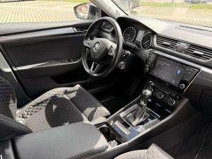 Black Skoda SuperB 2017 in Kaunas, with an engine capacity of 1.97 L and mileage of 336 thousand km for 8600 €, photo 20 on AUTOMOTO.COM.LV