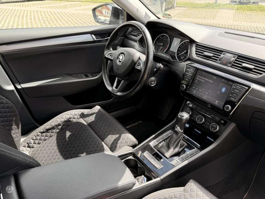 Black Skoda SuperB 2017 in Kaunas, with an engine capacity of 1.97 L and mileage of 336 thousand km for 8600 €, photo 20 on AUTOMOTO.COM.LV