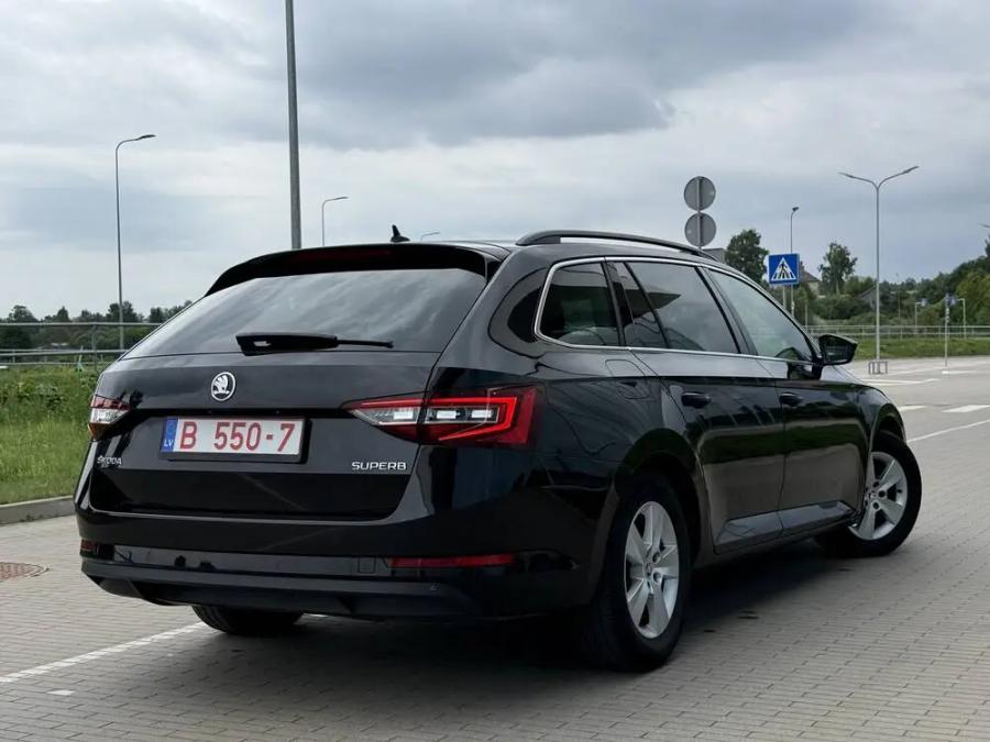 Melns Skoda SuperB 2017 Rēzekne, ar dzinēja tilpumu 2.00 L un nobraukumu 236 tūkst. km par 11590 €, foto 8 vietnē AUTOMOTO.COM.LV
