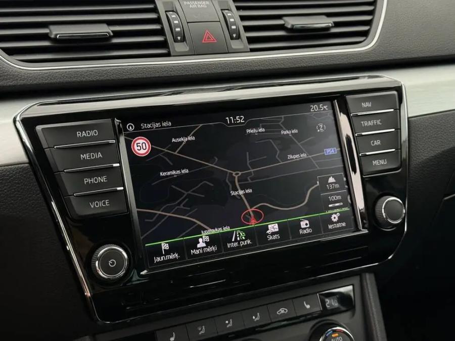 Melns Skoda SuperB 2017 Rēzekne, ar dzinēja tilpumu 2.00 L un nobraukumu 236 tūkst. km par 11590 €, foto 22 vietnē AUTOMOTO.COM.LV