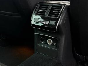 Melns Skoda SuperB 2017 Rēzekne, ar dzinēja tilpumu 2.00 L un nobraukumu 236 tūkst. km par 11590 €, foto 28 vietnē AUTOMOTO.COM.LV