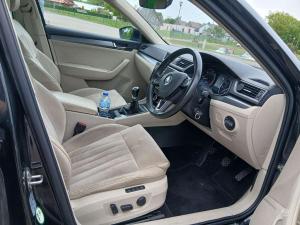 Melns Skoda SuperB 2017 Šilutė, ar dzinēja tilpumu 1.97 L un nobraukumu 172 tūkst. km par 4999 €, foto 7 vietnē AUTOMOTO.COM.LV