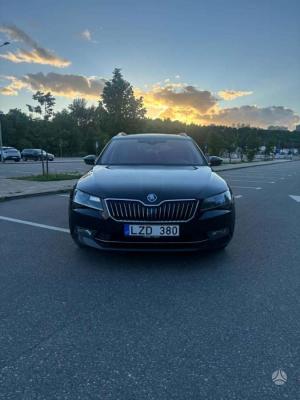 Black Skoda SuperB 2017 in Vilnius, with an engine capacity of 1.97 L and mileage of 222 thousand km for 11900 €, photo  on AUTOMOTO.COM.LV