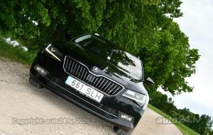 Melns Skoda SuperB 2017 Tallina, ar dzinēja tilpumu 2.00 L un nobraukumu 265 tūkst. km par 12399 €, foto 3 vietnē AUTOMOTO.COM.LV