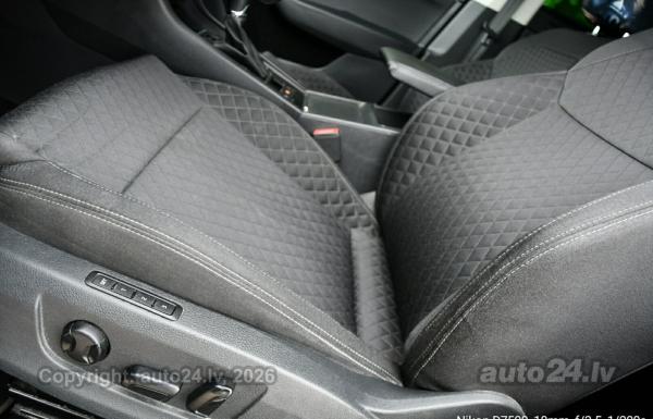 Black Skoda SuperB 2017 in Tallinn, with an engine capacity of 2.00 L and mileage of 265 thousand km for 12399 €, photo 9 on AUTOMOTO.COM.LV