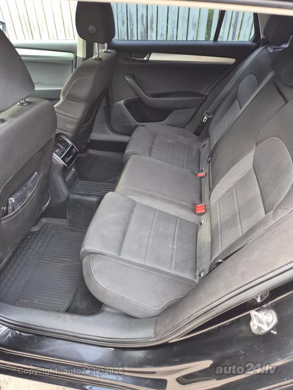 Melns Skoda SuperB 2017 Tallina, ar dzinēja tilpumu 2.00 L un nobraukumu 275 tūkst. km par 9800 €, foto 10 vietnē AUTOMOTO.COM.LV