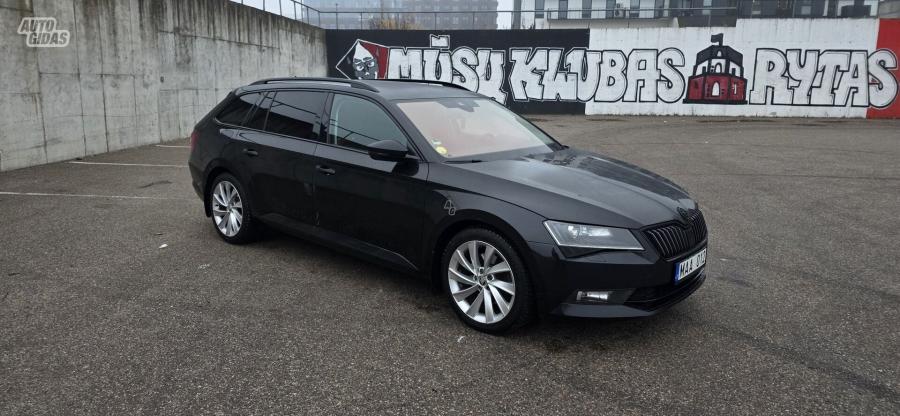 Melns Skoda SuperB 2018 Viļņa, ar dzinēja tilpumu 2.00 L un nobraukumu 255 tūkst. km par 16000 €, foto 3 vietnē AUTOMOTO.COM.LV