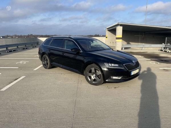 Black Skoda SuperB 2018 in Vilnius, with an engine capacity of 1.97 L and mileage of 300 thousand km for 12000 €, photo 1 on AUTOMOTO.COM.LV