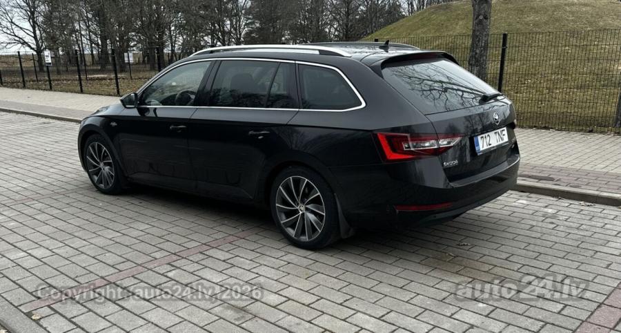 Black Skoda SuperB 2018 in Parnu, with an engine capacity of 2.00 L and mileage of 148 thousand km for 19999 €, photo 4 on AUTOMOTO.COM.LV