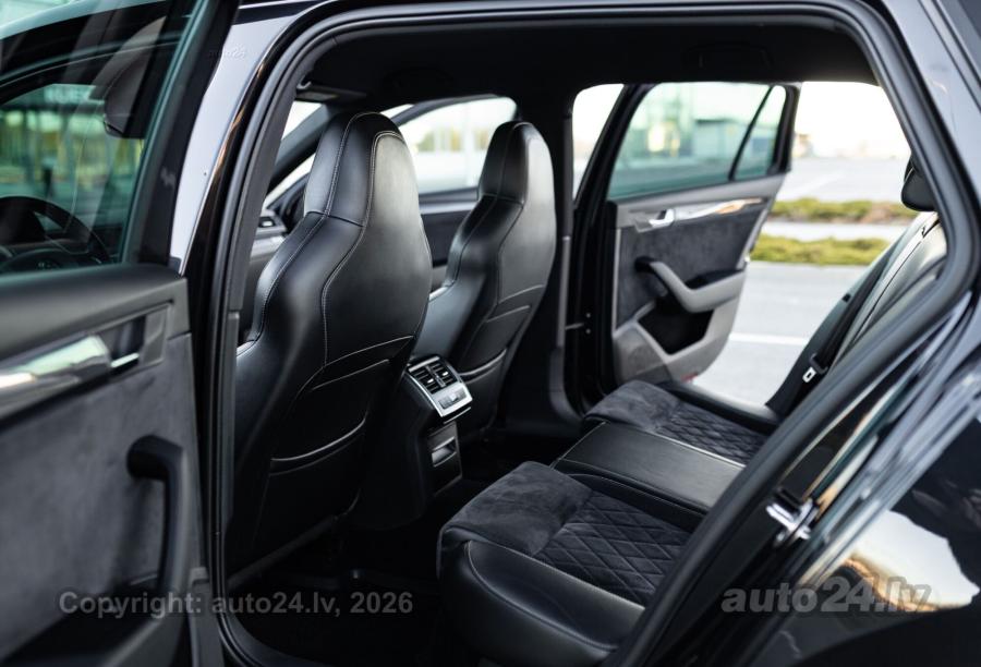 Melns Skoda SuperB 2018 Tallina, ar dzinēja tilpumu 2.00 L un nobraukumu 193 tūkst. km par 16990 €, foto 25 vietnē AUTOMOTO.COM.LV