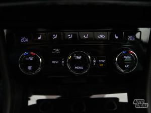 Black Skoda SuperB 2018 in Vilnius, with an engine capacity of 1.40 L and mileage of 230 thousand km for 12199 €, photo 21 on AUTOMOTO.COM.LV