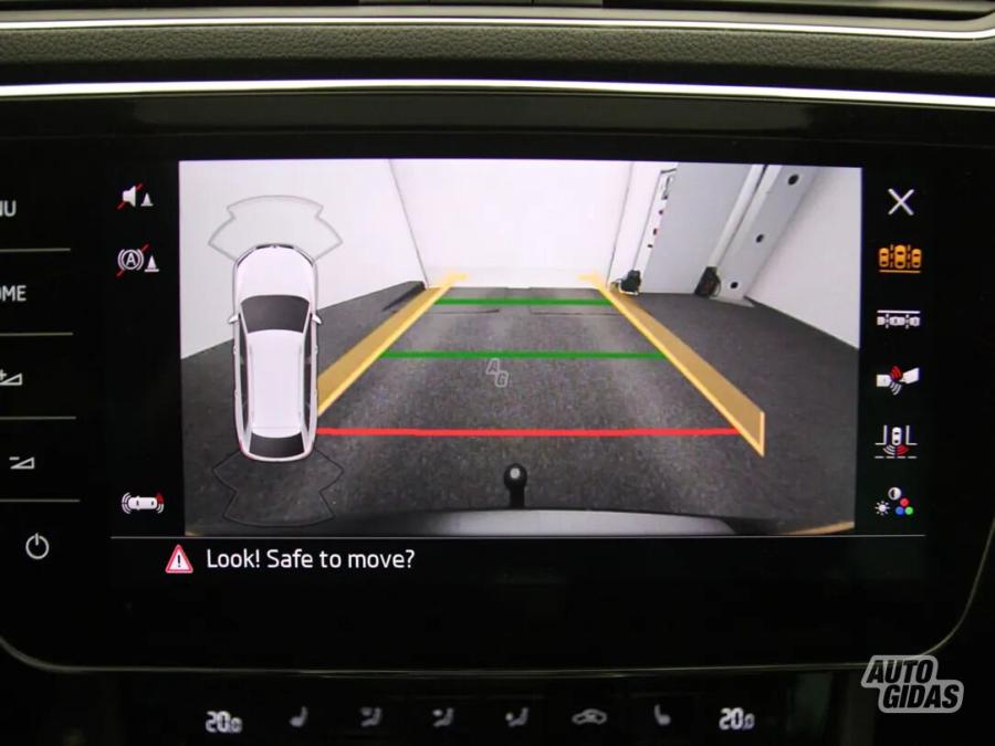 Black Skoda SuperB 2018 in Vilnius, with an engine capacity of 1.40 L and mileage of 230 thousand km for 12199 €, photo 26 on AUTOMOTO.COM.LV