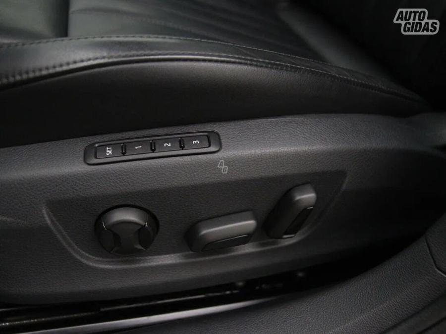 Black Skoda SuperB 2018 in Vilnius, with an engine capacity of 1.40 L and mileage of 230 thousand km for 12199 €, photo 34 on AUTOMOTO.COM.LV
