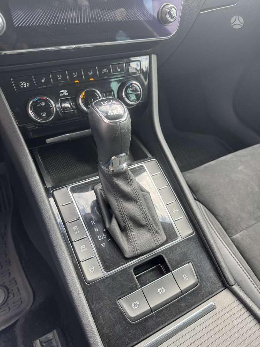 Melns Skoda SuperB 2018 Klaipėda, ar dzinēja tilpumu 1.97 L un nobraukumu 241 tūkst. km par 8999 €, foto 14 vietnē AUTOMOTO.COM.LV