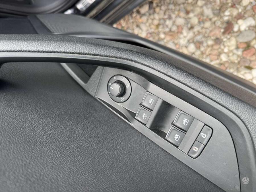 Melns Skoda SuperB 2018 Klaipėda, ar dzinēja tilpumu 1.97 L un nobraukumu 241 tūkst. km par 8999 €, foto 15 vietnē AUTOMOTO.COM.LV
