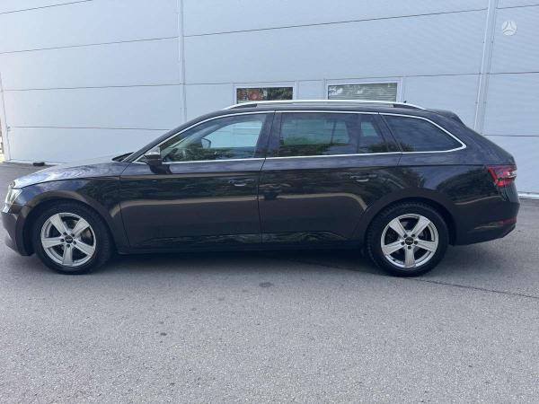 Black Skoda SuperB 2018 in Klaipeda, with an engine capacity of 1.97 L and mileage of 240 thousand km for 12600 €, photo 8 on AUTOMOTO.COM.LV
