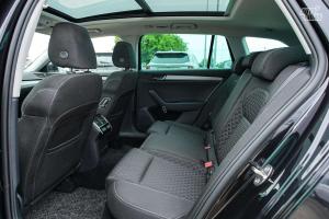 Melns Skoda SuperB 2018 Kauņa, ar dzinēja tilpumu 2.00 L un nobraukumu 184 tūkst. km par 14250 €, foto 35 vietnē AUTOMOTO.COM.LV