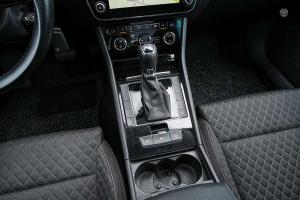 Melns Skoda SuperB 2018 Kauņa, ar dzinēja tilpumu 1.97 L un nobraukumu 184 tūkst. km par 14250 €, foto 23 vietnē AUTOMOTO.COM.LV