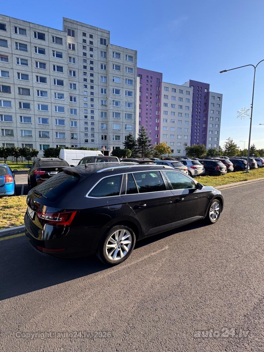 Black Skoda SuperB 2018 in Tallinn, with an engine capacity of 1.60 L and mileage of 218 thousand km for 12500 €, photo 4 on AUTOMOTO.COM.LV