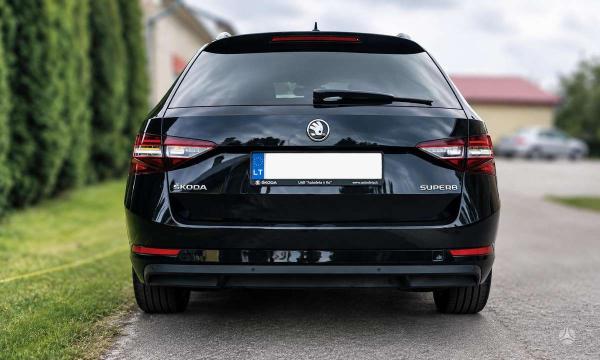 Skoda SuperB 2018 Palanga vietnē Melns Skoda SuperB 2018 Palanga, ar dzinēja tilpumu 1.80 L un nobraukumu 160 tūkst. km par 14900 €, foto 8 vietnē AUTOMOTO.COM.LV