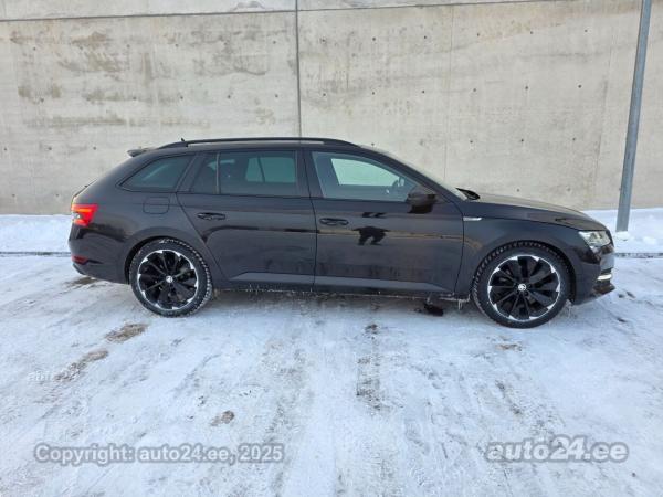 Black Skoda SuperB 2019 in Viljandi, with an engine capacity of 2.00 L and mileage of 132 thousand km for 19700 €, photo 6 on AUTOMOTO.COM.LV