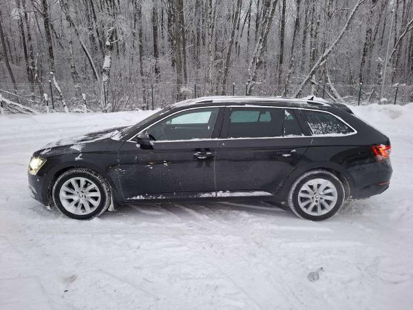 Black Skoda SuperB 2019 in Kaunas, with an engine capacity of 1.50 L and mileage of 195 thousand km for 14000 €, photo 2 on AUTOMOTO.COM.LV
