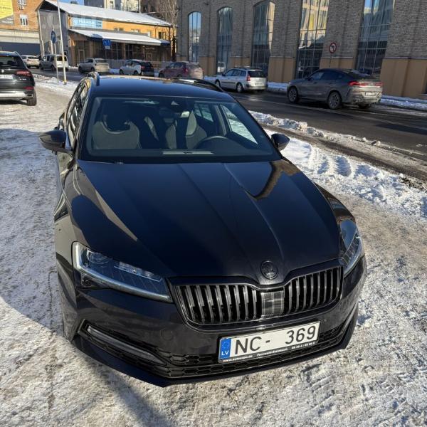 Black Skoda SuperB 2019 in Riga, with an engine capacity of 2.00 L and mileage of 181 thousand km for 24000 €, photo 3 on AUTOMOTO.COM.LV