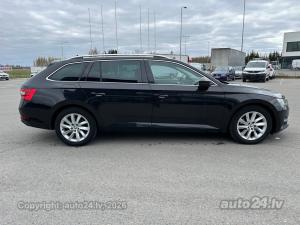 Black Skoda SuperB 2019 in Tartu, with an engine capacity of 1.50 L and mileage of 315 thousand km for 9998 €, photo 4 on AUTOMOTO.COM.LV
