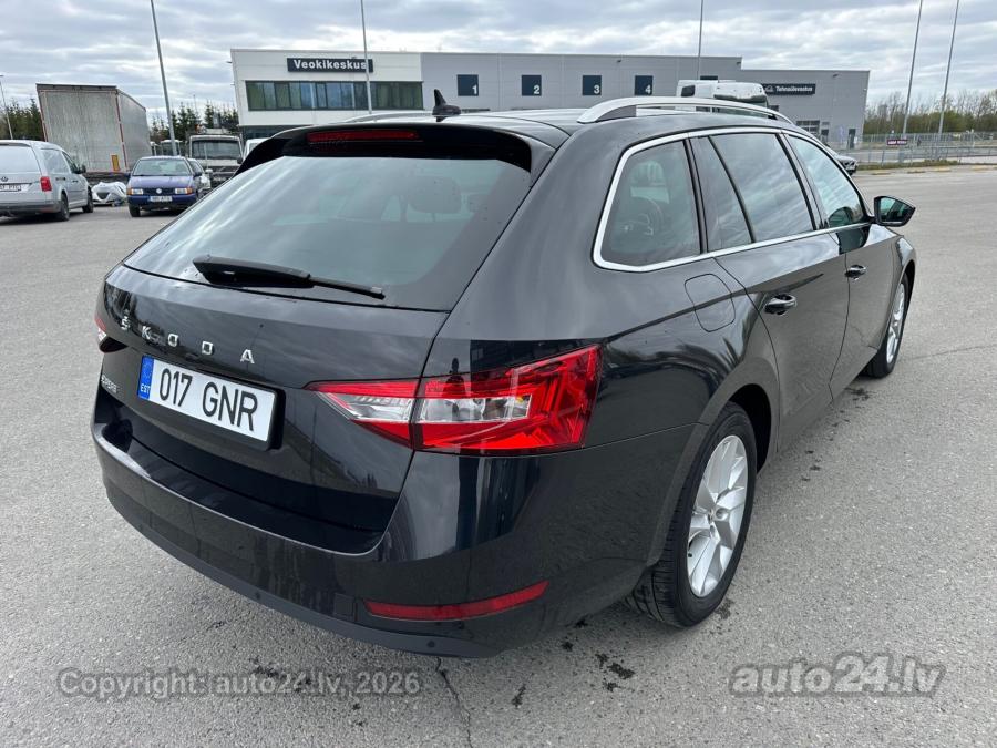 Black Skoda SuperB 2019 in Tartu, with an engine capacity of 1.50 L and mileage of 315 thousand km for 9998 €, photo 5 on AUTOMOTO.COM.LV