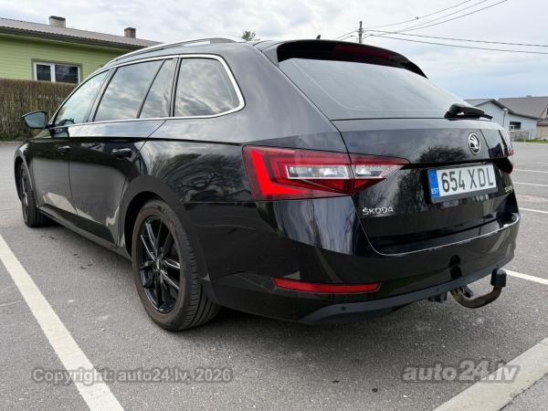 Melns Skoda SuperB 2019 Rapla, ar dzinēja tilpumu 2.00 L un nobraukumu 280 tūkst. km par 11800 €, foto 4 vietnē AUTOMOTO.COM.LV