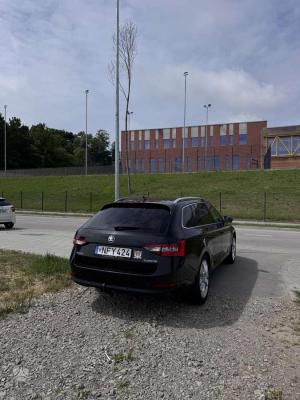Black Skoda SuperB 2019 in Klaipeda, with an engine capacity of 2.00 L and mileage of 465 thousand km for 14500 €, photo 4 on AUTOMOTO.COM.LV
