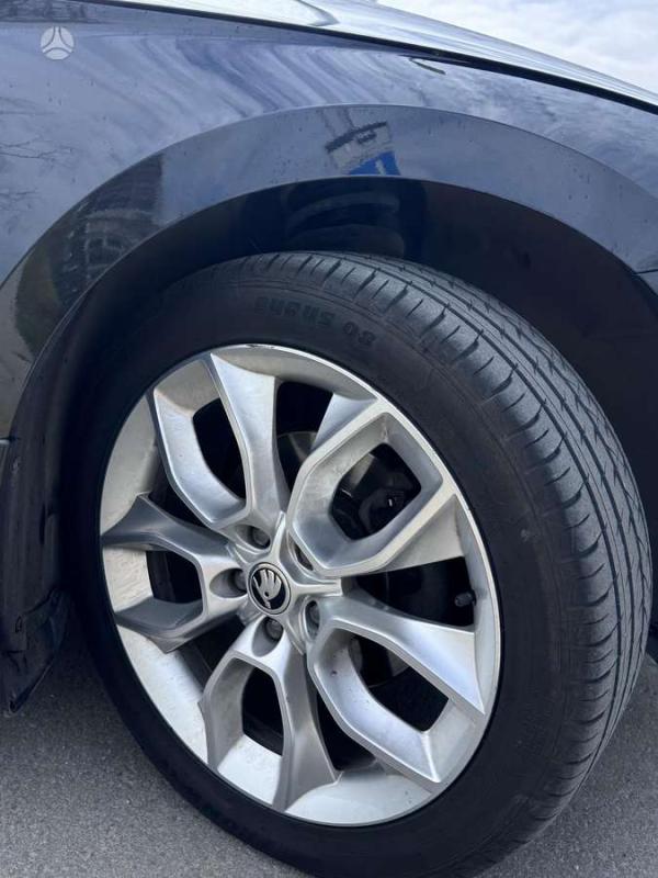 Melns Skoda SuperB 2019 Klaipėda, ar dzinēja tilpumu 2.00 L un nobraukumu 465 tūkst. km par 14500 €, foto 8 vietnē AUTOMOTO.COM.LV
