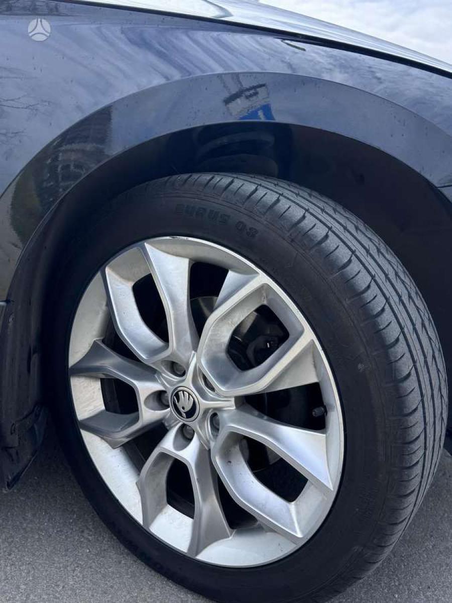 Black Skoda SuperB 2019 in Klaipeda, with an engine capacity of 2.00 L and mileage of 465 thousand km for 14500 €, photo 9 on AUTOMOTO.COM.LV